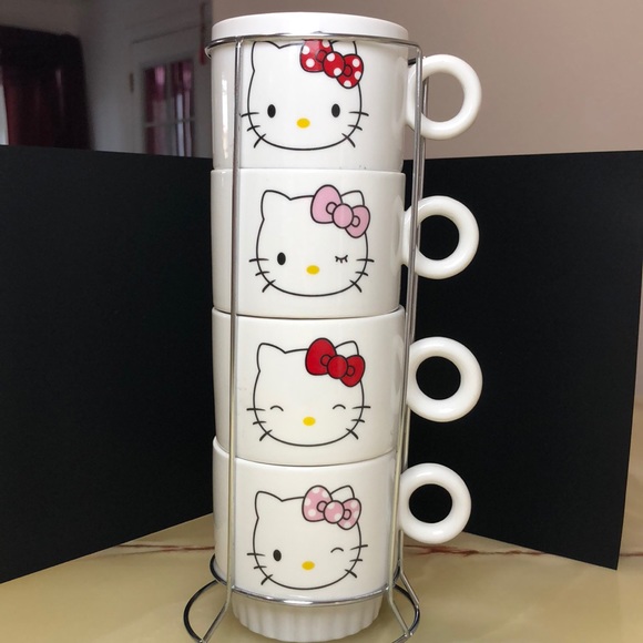 Hello Kitty | Accessories | Hello Kitty Cup Set | Poshmark